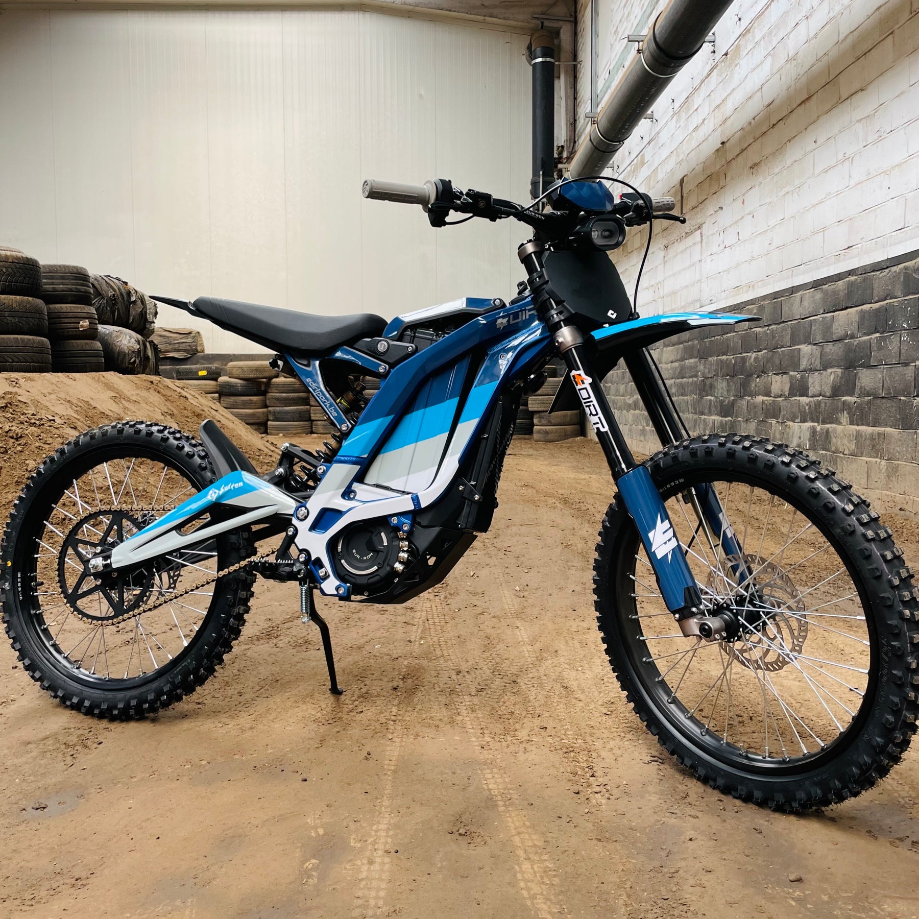 Sur-Ron Light Bee - Custom Build "Eightees Blue" (L1e) – edirtstore